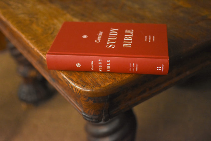 ESV Concise Study Bible - English Standard - 9781433577697 ...